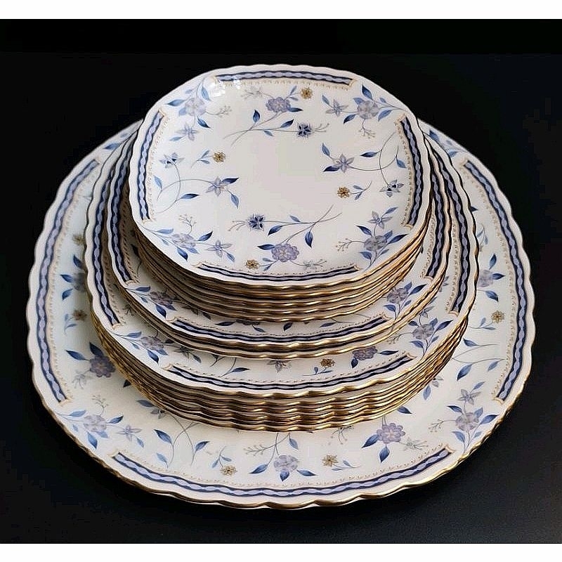 Narumi Made in Japan 8009 Bone China Dinnerware Sold Separately ...