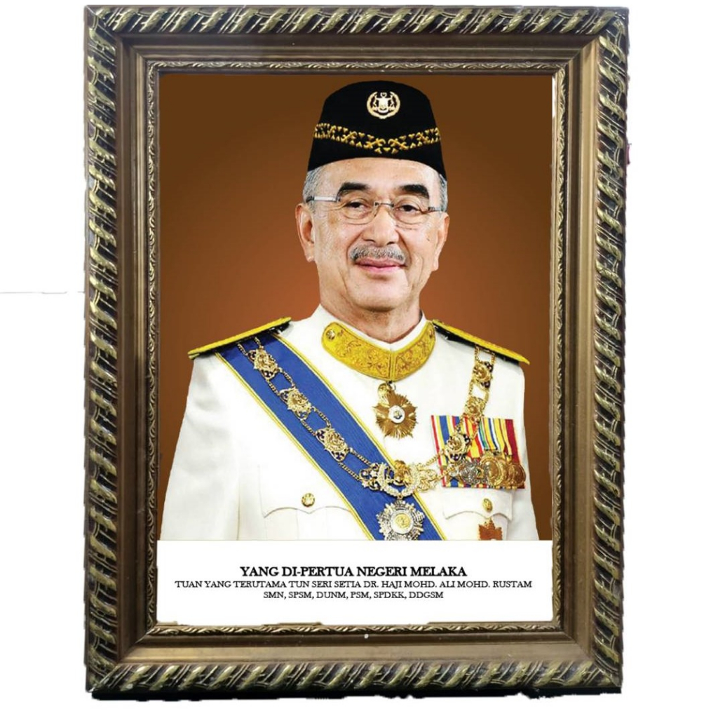 YANG DIPERTUA MELAKA GOLDEN FRAME POTRAIT / CLEAR QUALITY PORTRAIT ...