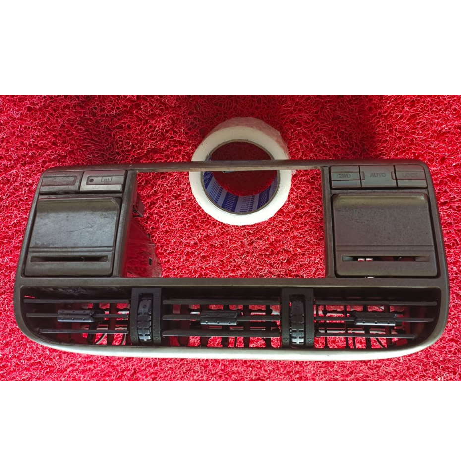 Nissan X-Trail T30 2.0 Middle Dashboard Vents Original Used | Shopee ...