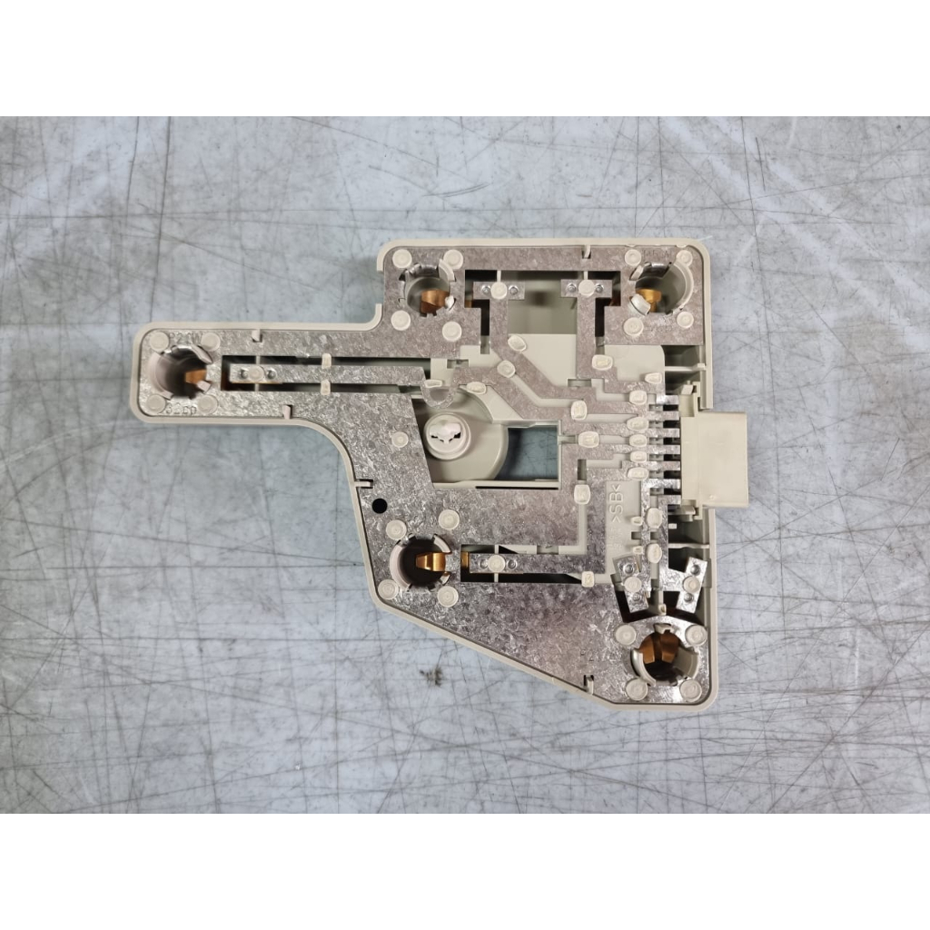 MERCEDES BENZ W202 TAIL LAMP SOCKET (RIGHT) ORIGINAL | Shopee Malaysia