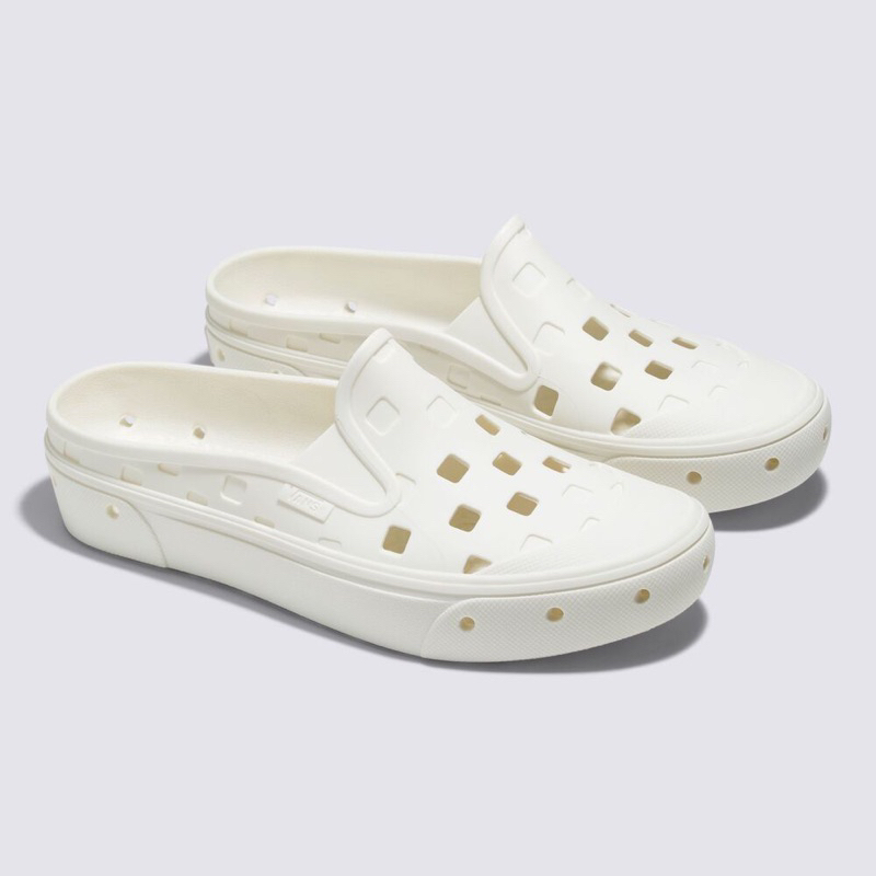 ‼️READYSTOCK‼️💯ORIGINALS💯VANS SLIP ON TREK MULE MARSHMELLOW | Shopee ...