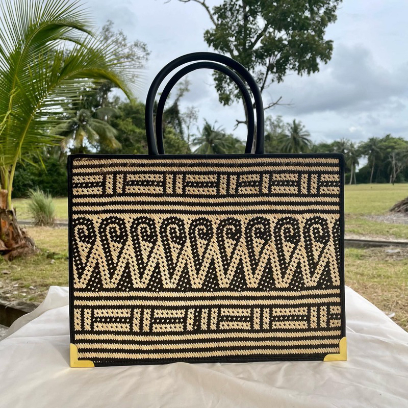 DING Book Tote Bag with Borneo Motif of Orang Ulu Dayak | Shopee Malaysia