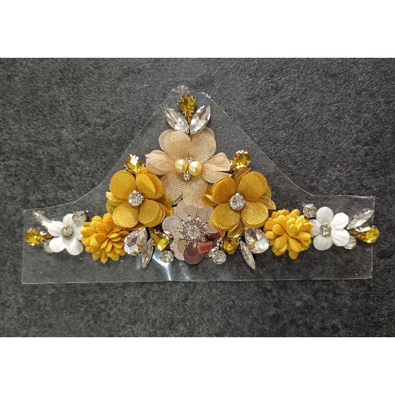 Flower 3d Patch with chunky beads / Bunga 3d dengan diamond tampal iron ...