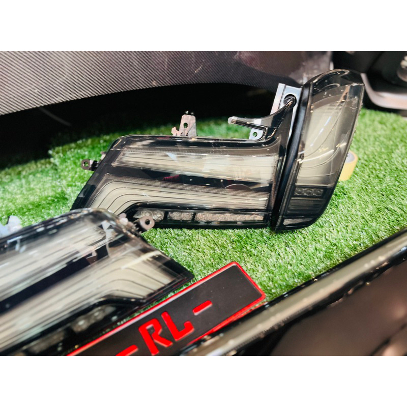 Toyota vellfire alphard agh30 rear led tail lamp light trunk garnish ...