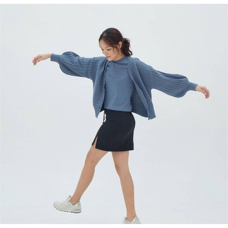Circular Blue whale cardigan | Shopee Malaysia