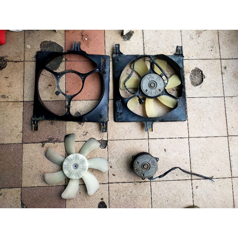 Hi Speed Big Motor Radiator Fan Denso Universal can Modified any car ...