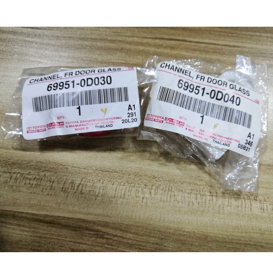 Original Toyota Genuine Vios ,alti, Camry, Hilux Door Glass Holder ...
