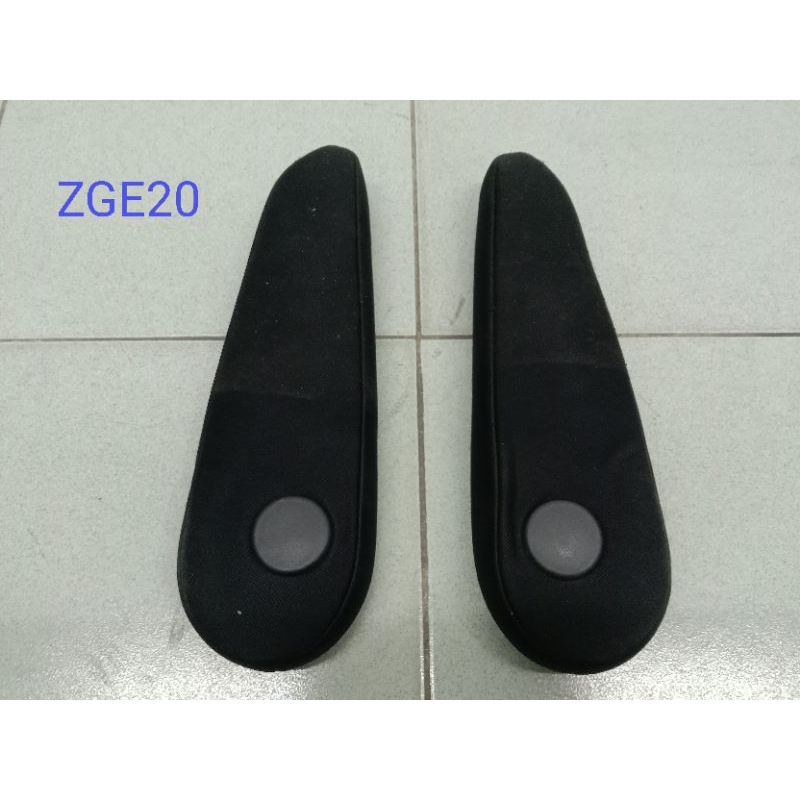 Toyota Wish ZGE20 Seat Arm Rest | Shopee Malaysia