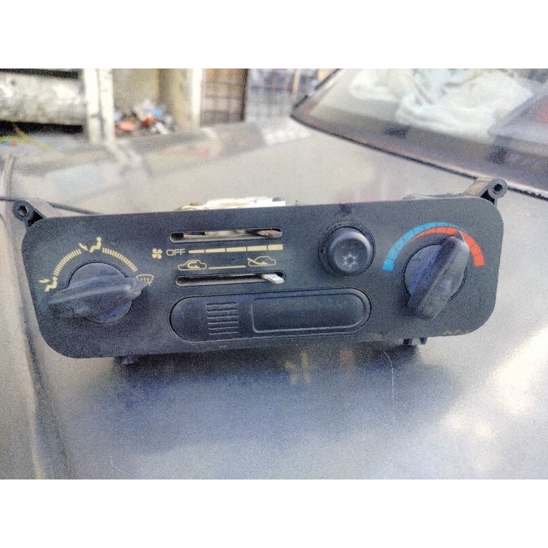 MANUAL PANEL CONTROLLER AIRCOND LANCER/WIRA UK SPEC | Shopee Malaysia