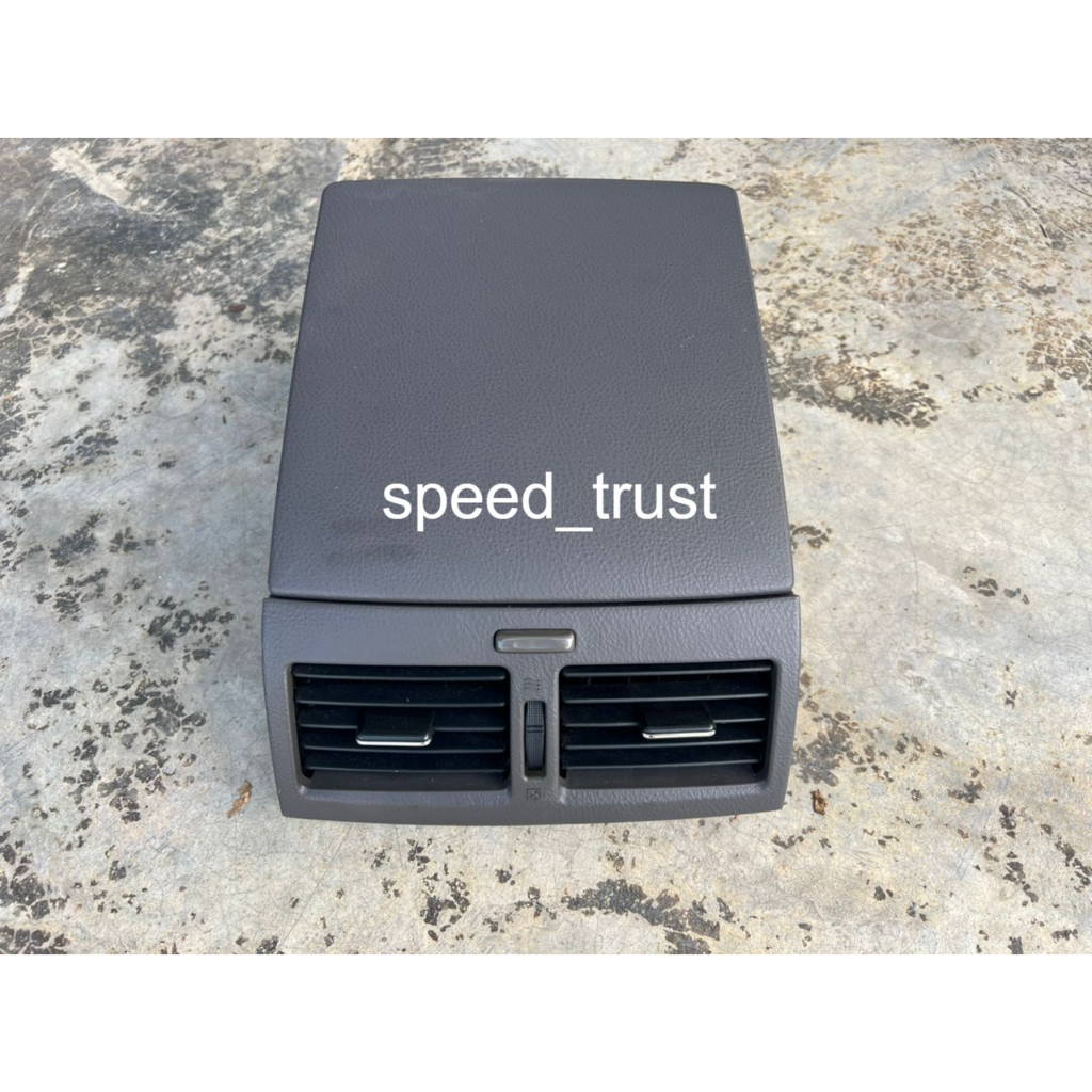 Used Original Toyota IPSUM ACM21 Top Glove Center Centre Box Middle ...