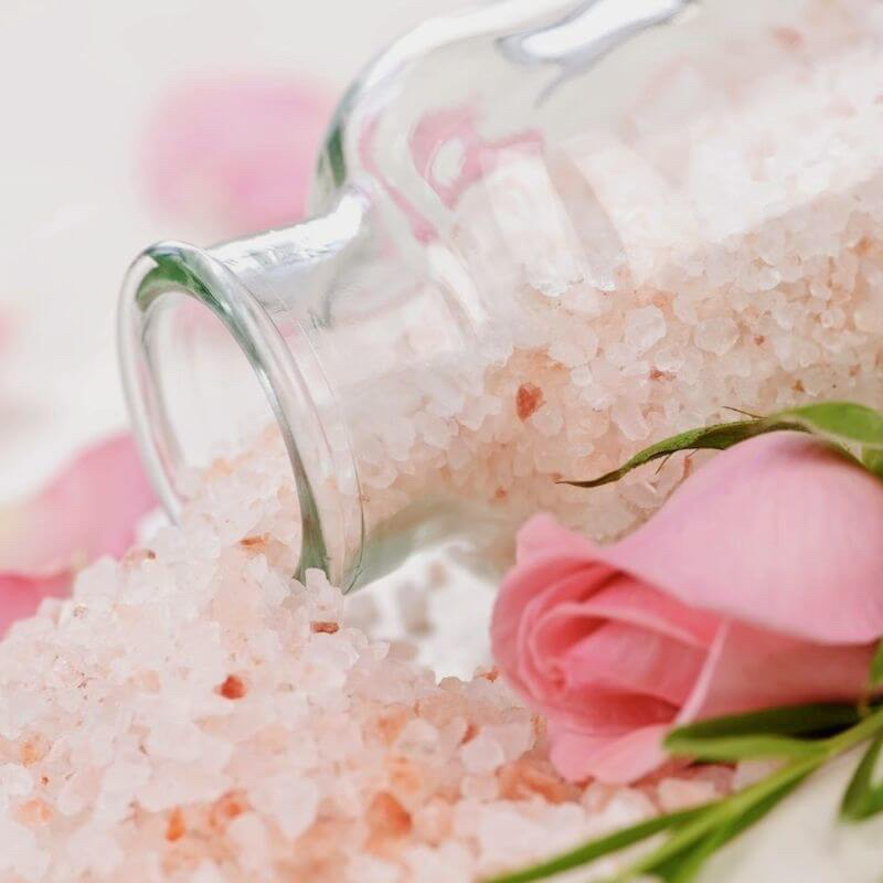 Garam bukit untuk rendaman kaki / Scrub Badan 1kg | Shopee Malaysia
