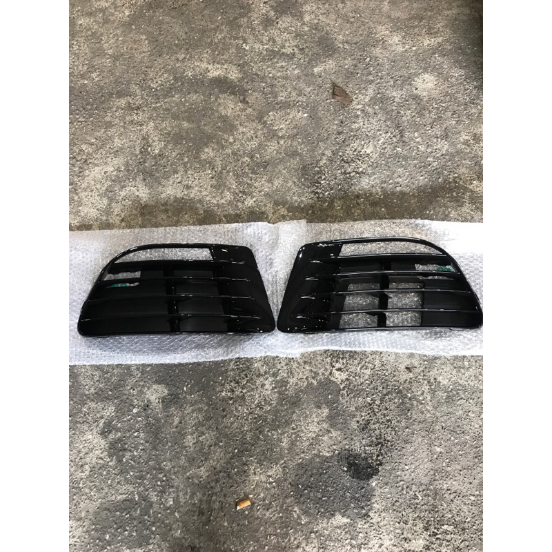 VOLKSWAGEN GOLF MK6 R FOG LIGHT COVER / LOWER BUMPER GRILLE ( NEW ...