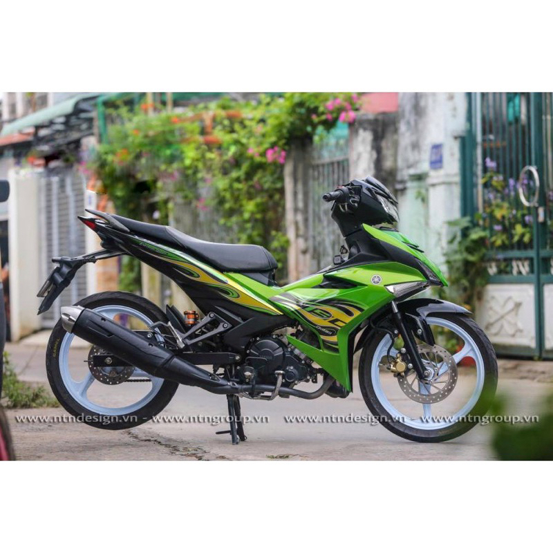 COVERSET HITAM KILAT Y15 V1 V2 API | Shopee Malaysia