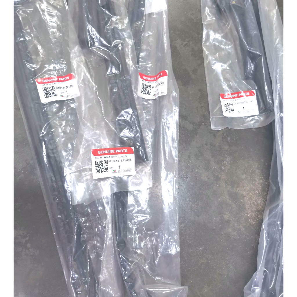 ORIGINAL PERODUA KANCIL GETAH TINGKAP/ GLASS RUN CHANNEL RUBBER 68141/ ...