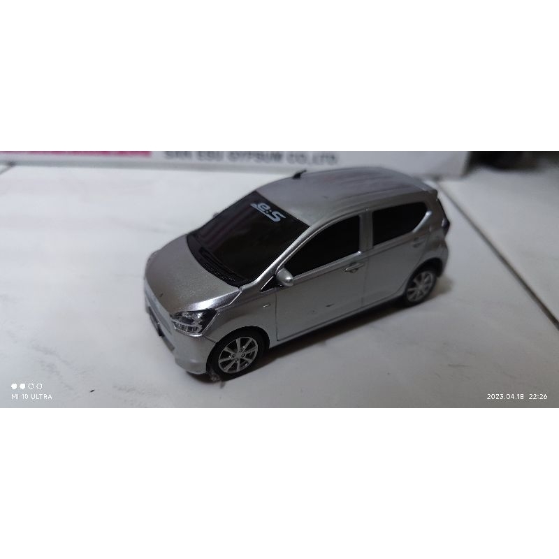 maruka japan drive town Daihatsu Mira e:S diecast model perodua axia ...