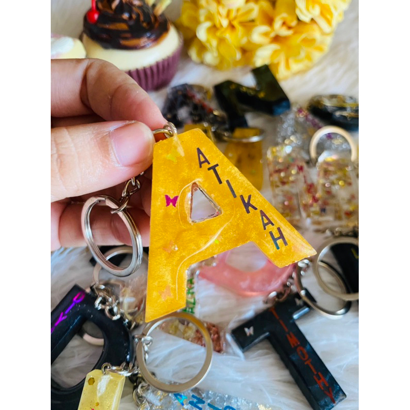 Custom Keychain Name Design acrylic (NAMA CUSTOM LAWA) | Shopee Malaysia