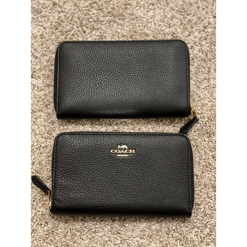 Coach Medium ID Zip Wallet in Plain | Shopee Malaysia