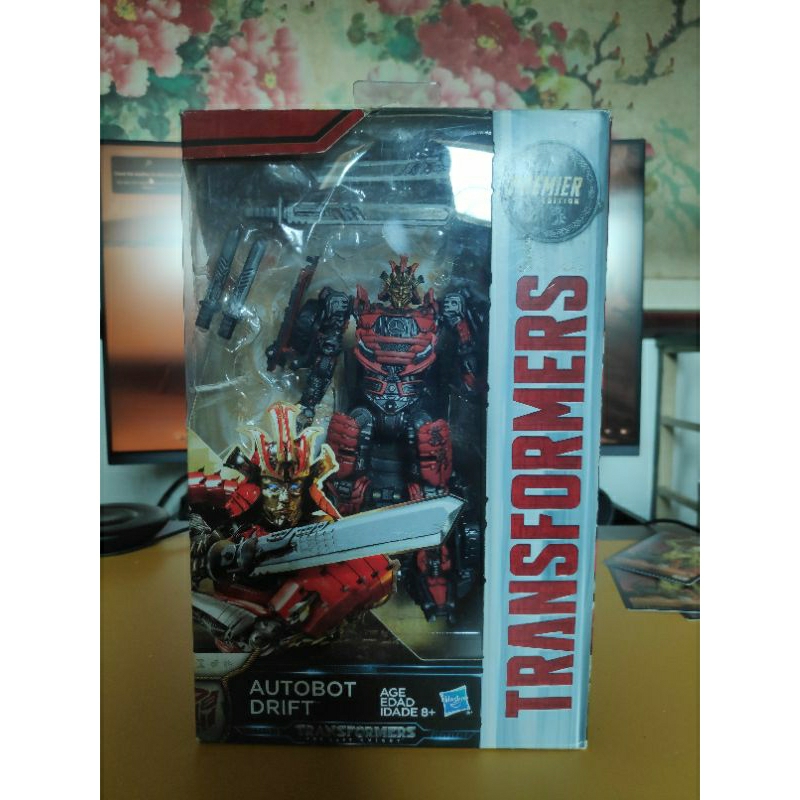 Transformers: The Last Knight Premier Edition Deluxe Autobot Drift ...