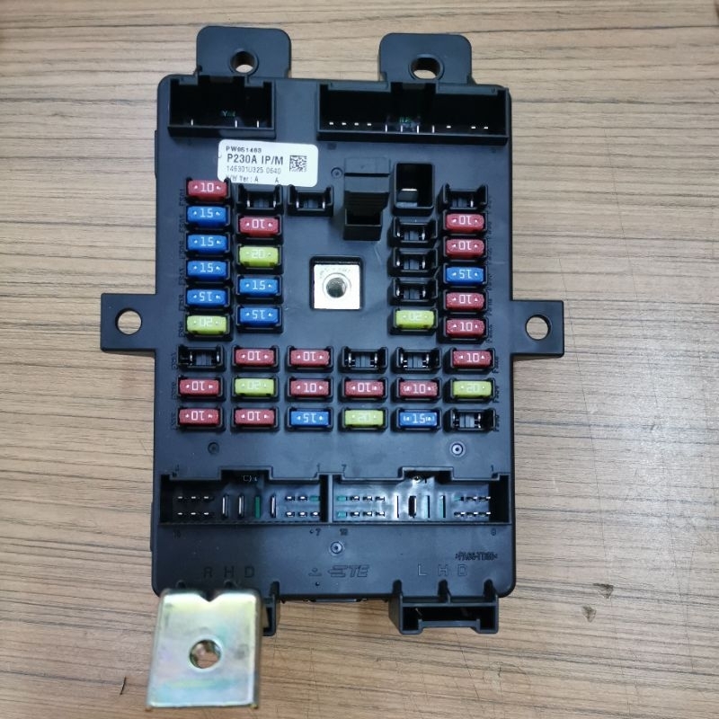 PROTON IRIZ FUSE BOX PW951463 | Shopee Malaysia