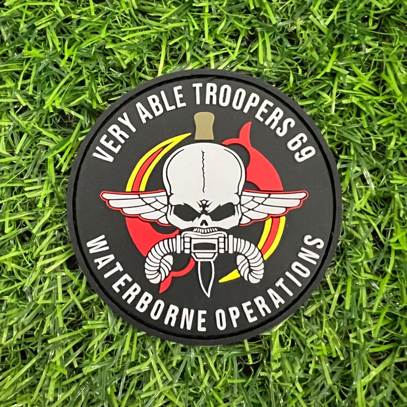 TACTICAL RUBBER PATCH WITH VELCRO 69 COMMANDO / WARISAN DARAH PERWIRA ...