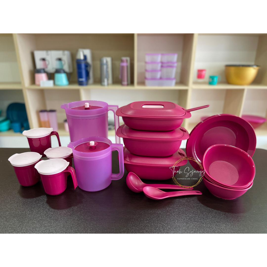 Tupperware Camilla / Gourmet Purple Red Collection Dining Serveware Jug ...