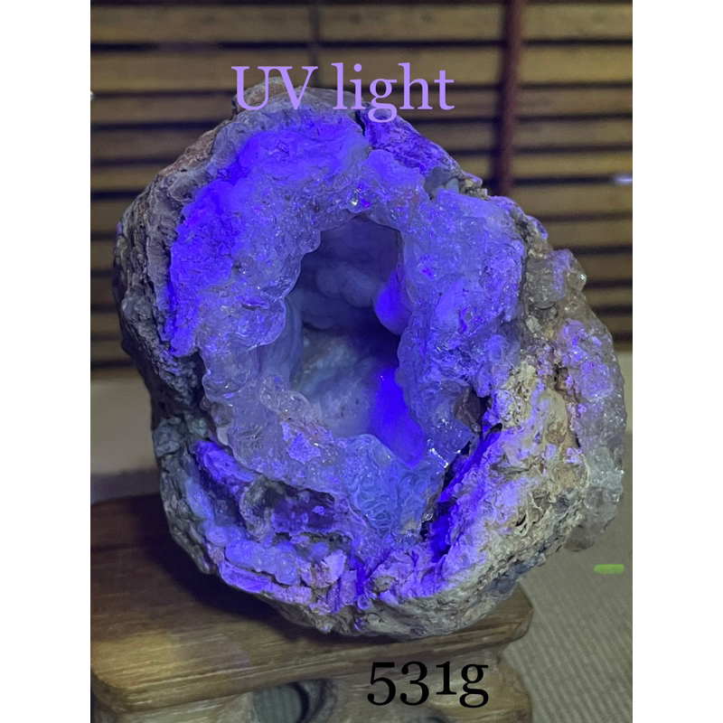 💯 Natural Mexico Opal Hyalite Opal Fluorescence raw geode | Shopee Malaysia