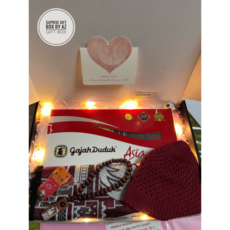 RAMADHAN SURPRISE GIFT BOX KAIN PELIKAT GAJAH DUDUK + SEJADAH / HADIAH ...