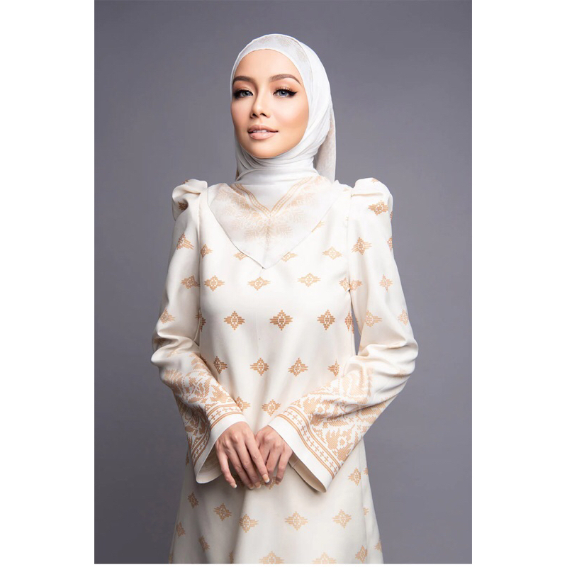 Ready Stock. Baju Kurung Rizman Ruzaini Mira in Cream. Baju kurung ...