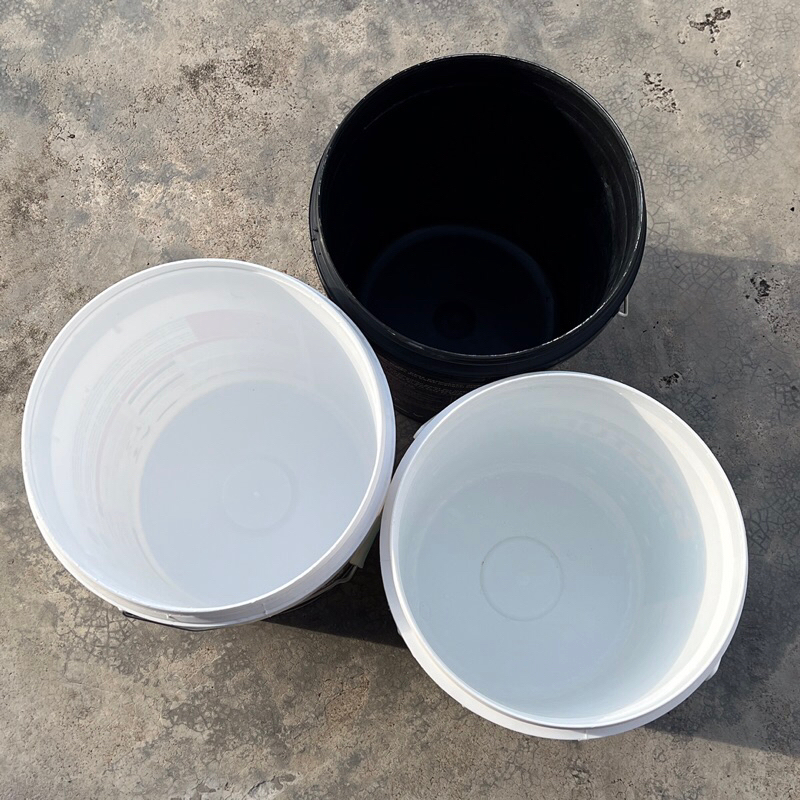 [USED/TERPAKAI] 95% Cleaned Tong SAHAJA Cat Kosong Murah Baldi Pail ...