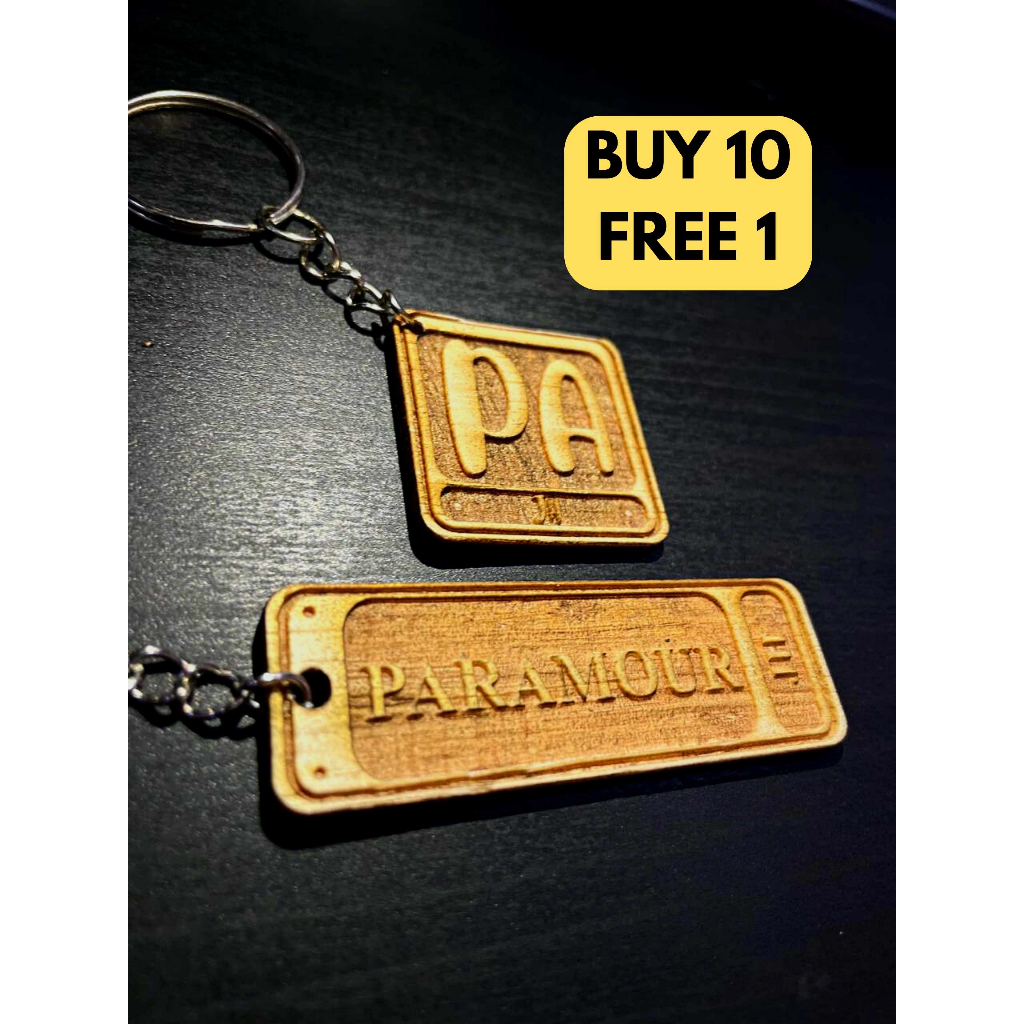 BUY 10 FREE 1 CUSTOM KEYCHAIN NAME NAMA ENGRAVE KAYU WOOD STUDENT GURU ...