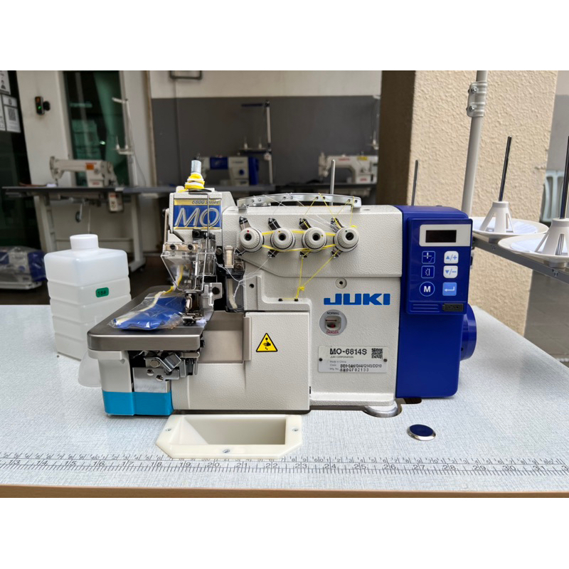 🔥READY STOCK🔥 Juki MO-6814S Direct Drive Industrial 4 Thread Overlock Machine / Mesin Jahit Tepi ...