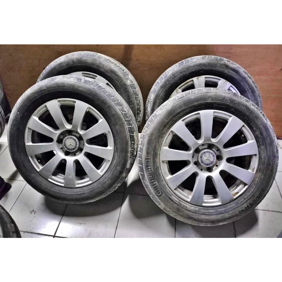 Mercedes-Benz E-Class (212) used original wheel set in 9-spoke design ...