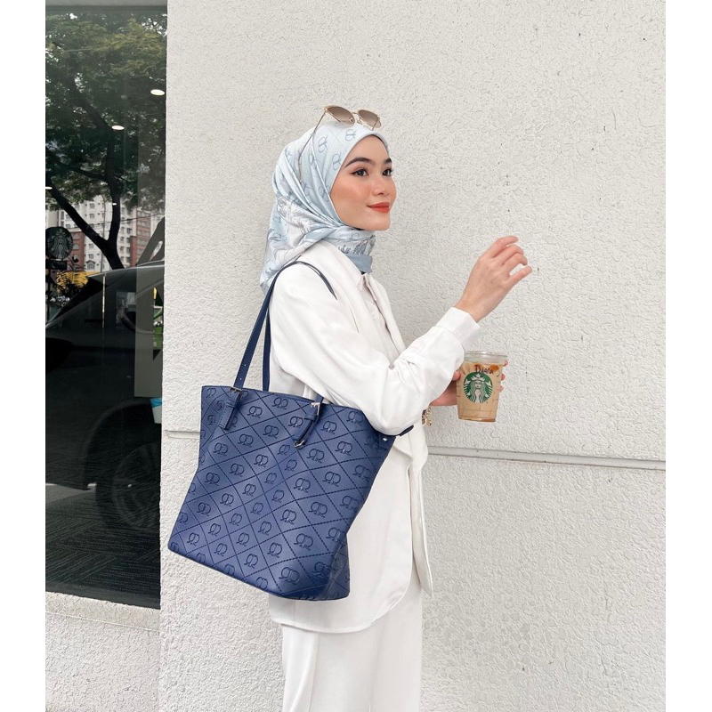 RR BASIC TOTE BAG (RIZMAN RUZAINI) | Shopee Malaysia