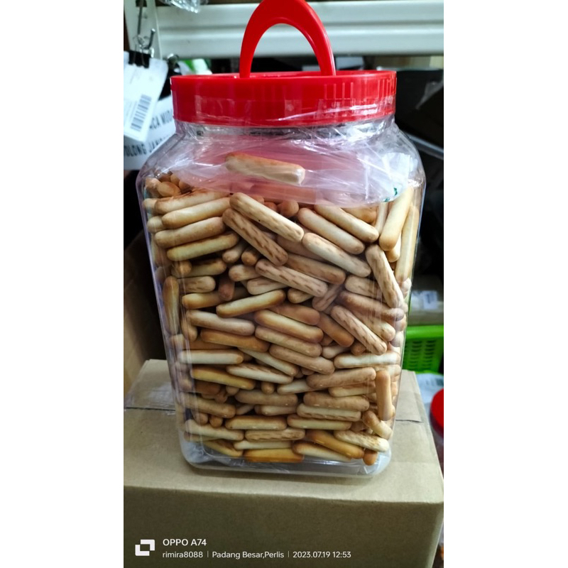 HALAL🛑BISKUT TIN&BALANG SEDANG 1KG STOCK BARU | Shopee Malaysia