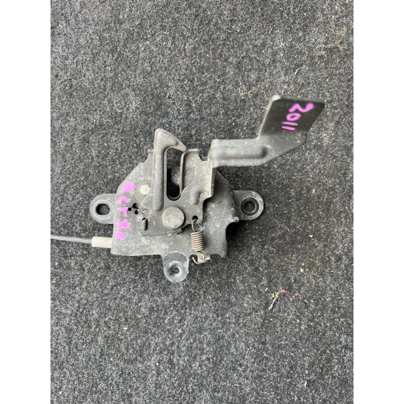 ESTIMA ACR50 FRONT BONNET LOCK USED JAPAN | Shopee Malaysia