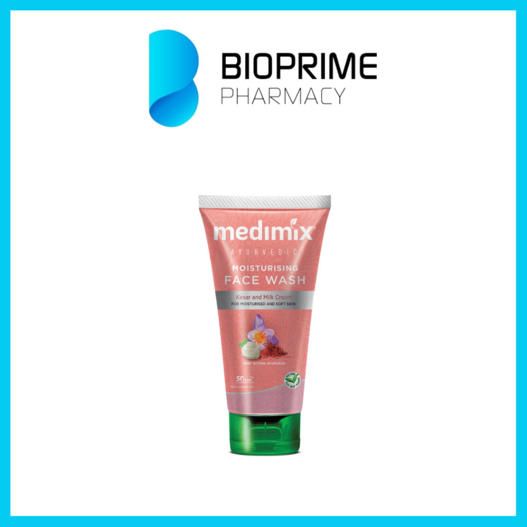 MEDIMIX Moisturising Face Wash With Kumkumadi Oil And Milk Cream 150ml ...