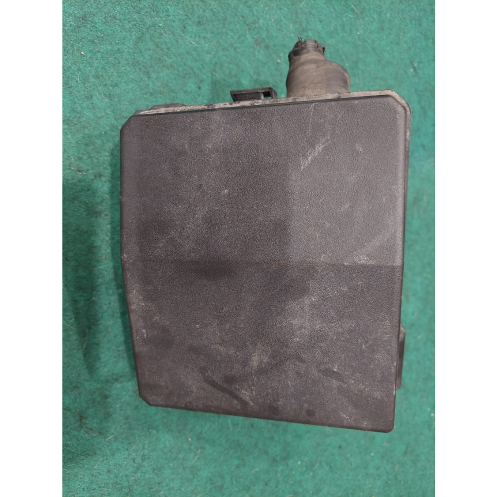USED Proton Inspira Engine Fuse Box | Shopee Malaysia