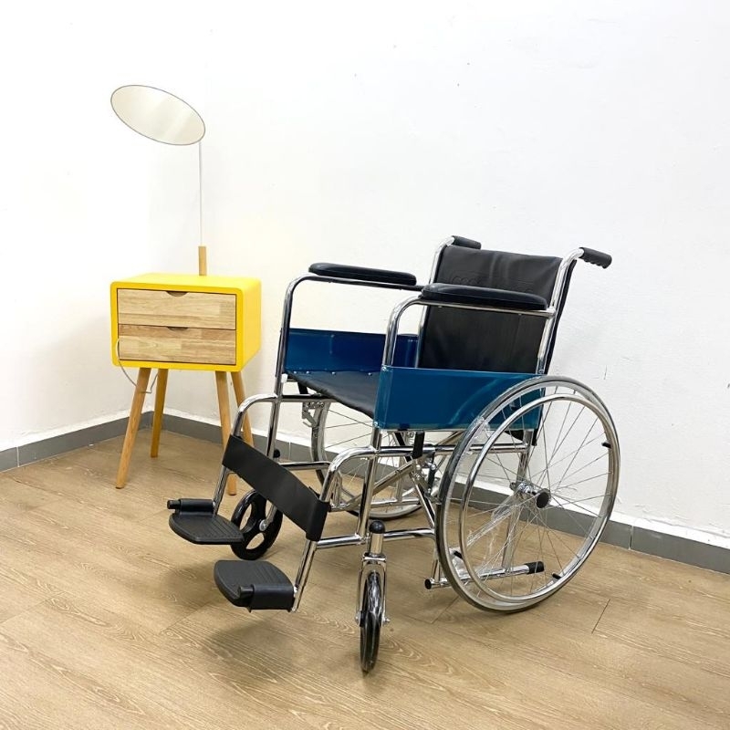 KERUSI RODA STANDARD RINGAN WHEELCHAIR ECONOMY JIMAT HOSPITAL | Shopee ...