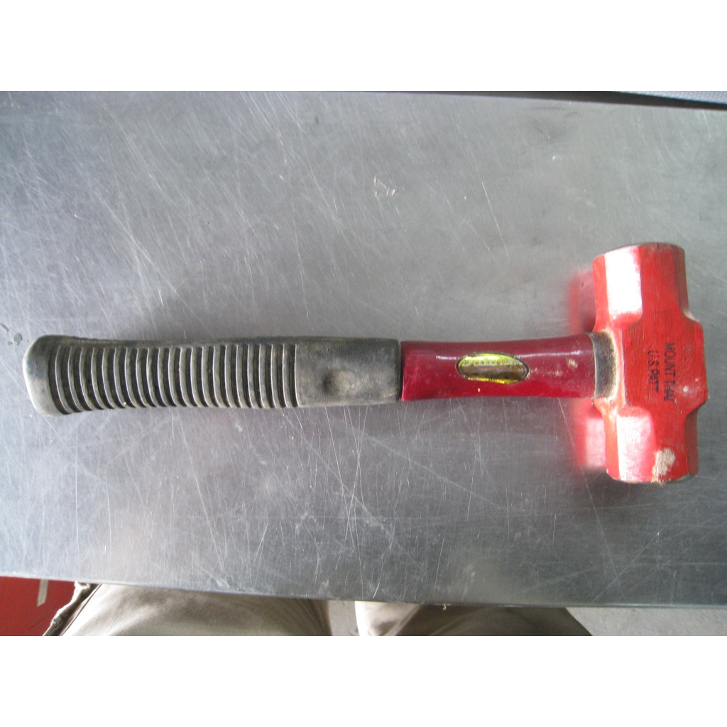 SLEDGEHAMMER HAMMER / PENUKUL BESI 2LBS Firbre | Shopee Malaysia