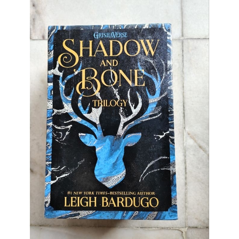 Shadow and Bone Trilogy Box Set| Leigh Bardugo| Grishaverse | Shopee Malaysia