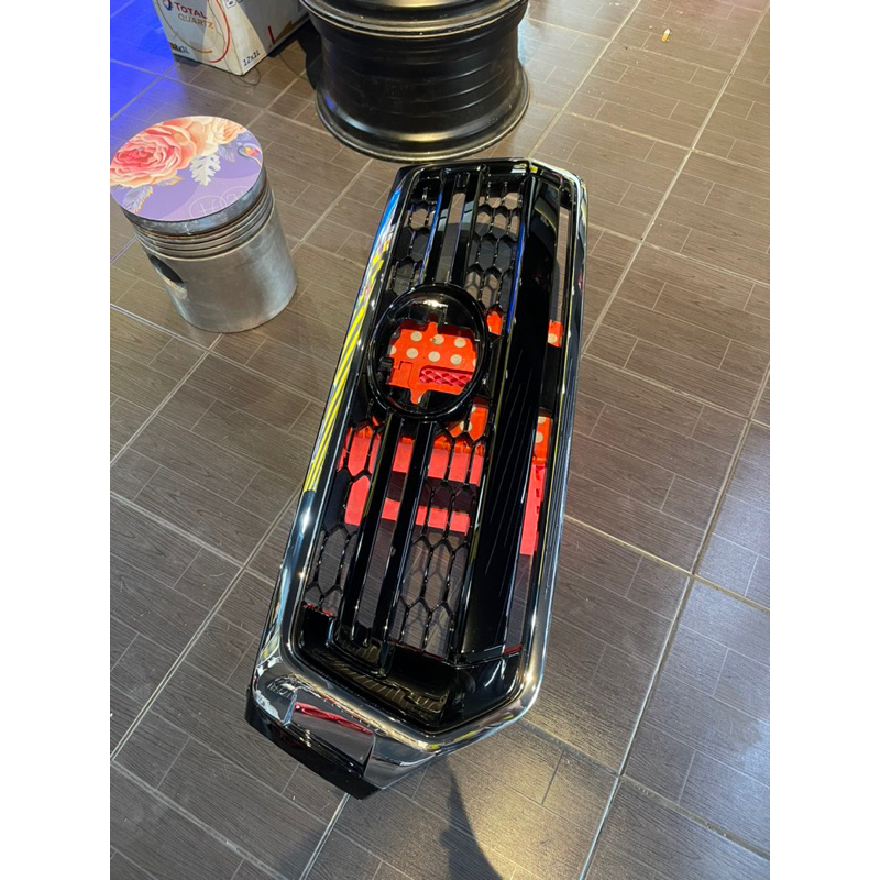 Revo original Front Grill(Chrome) | Shopee Malaysia