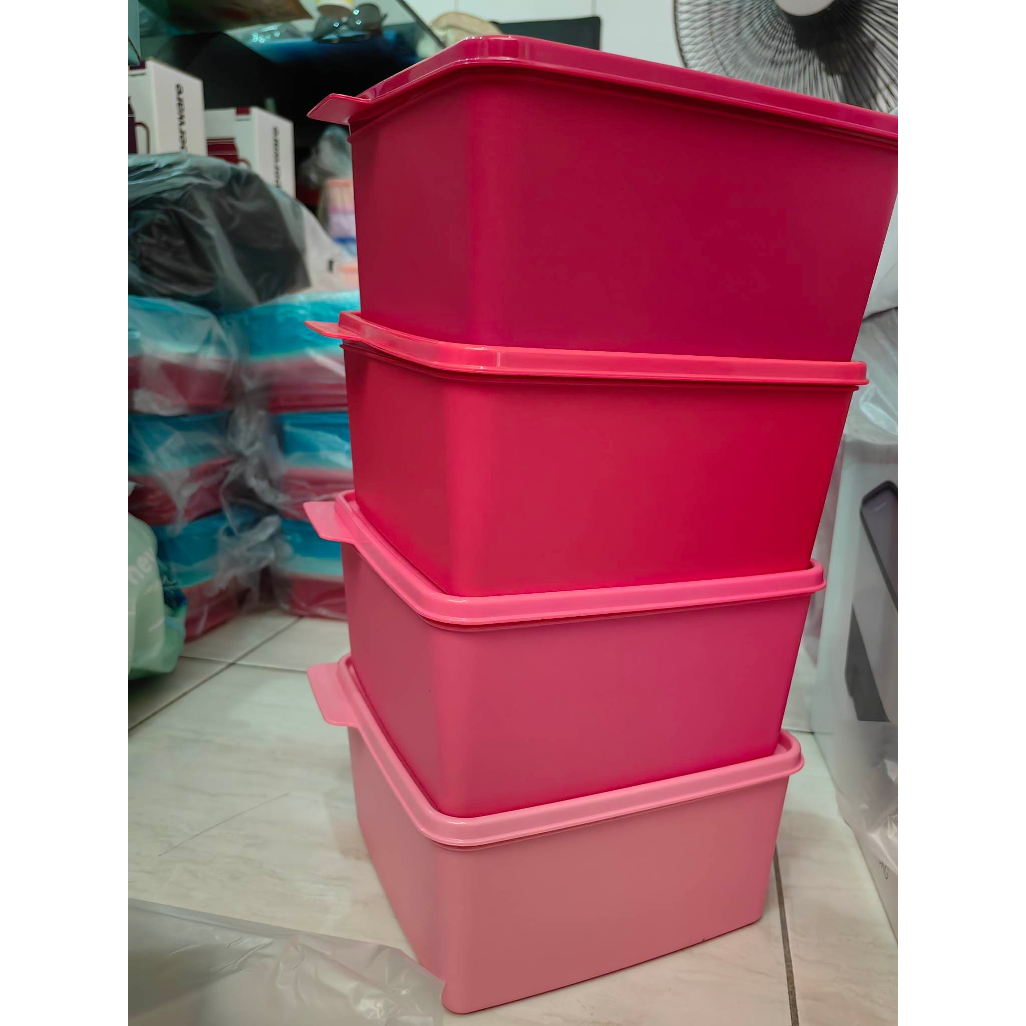 Tupperware Snack N Stack 2.5L Cozy Nest 1.2L Food container Food ...