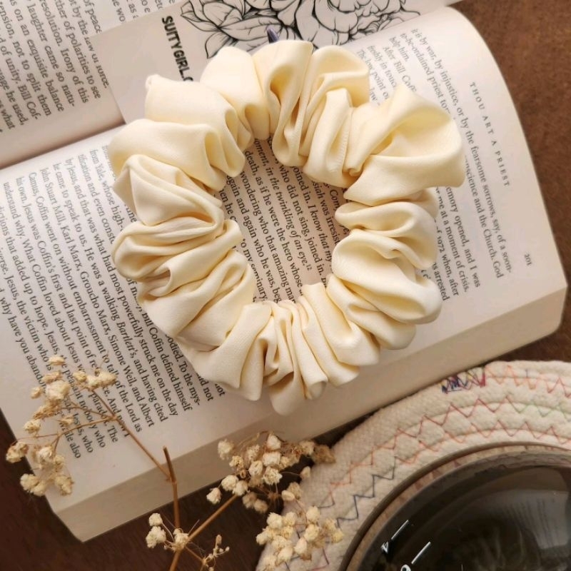 Buttercream Scrunchie (Dull Satin) | Shopee Malaysia