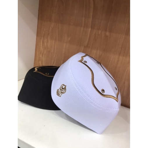 KOPIAH CAPAL LOGO SULAM BENANG EMAS KAIN KERAS 100% COTTON PUTIH HITAM ...