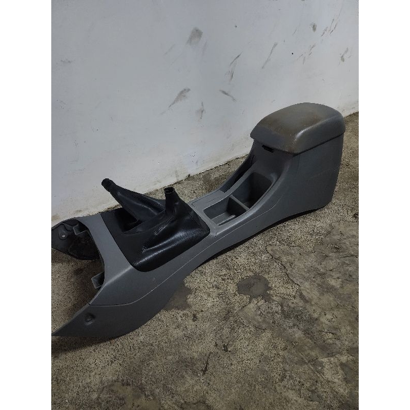 Toyota Hilux Vigo KUN25 Arm rest | Shopee Malaysia
