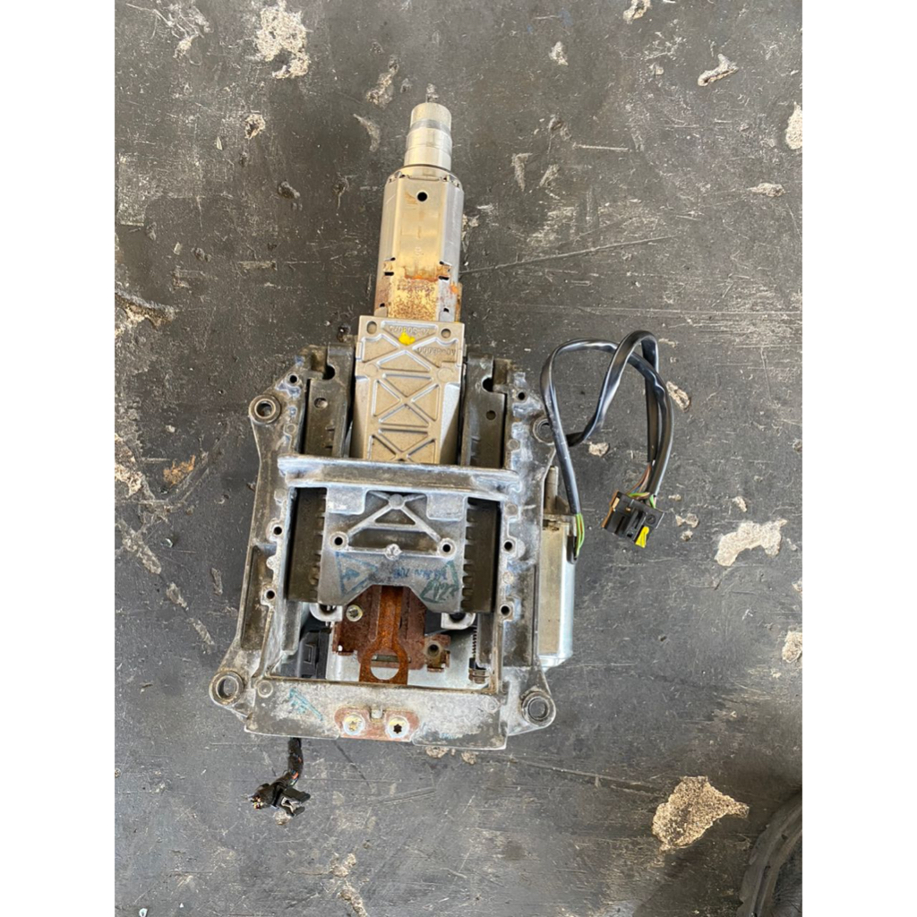AUDI A4 B6 / B7 STEERING MOTOR ECU RACK ORIGINAL HALFUT JAPAN GERMANY ...