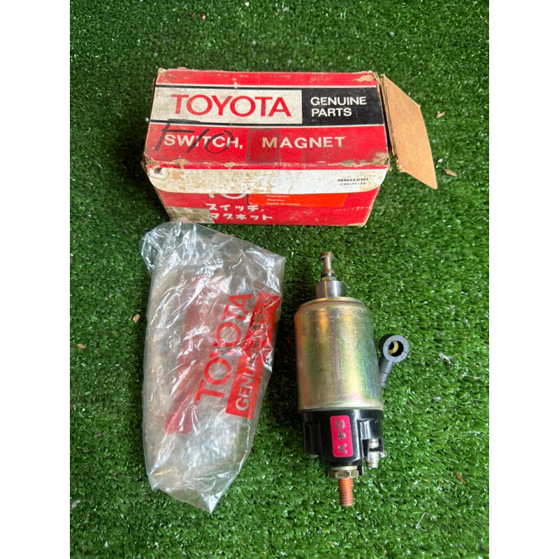 Swich, starter (24V) for F/2F engine. Toyota land cruiser FJ40/42/45/55 ...