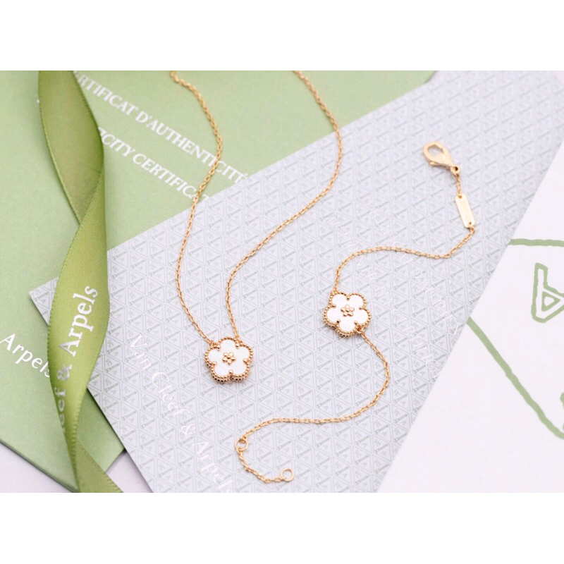 Authentic VCAs Lucky Spring Plum Blossom Flower Pendant Necklace ...