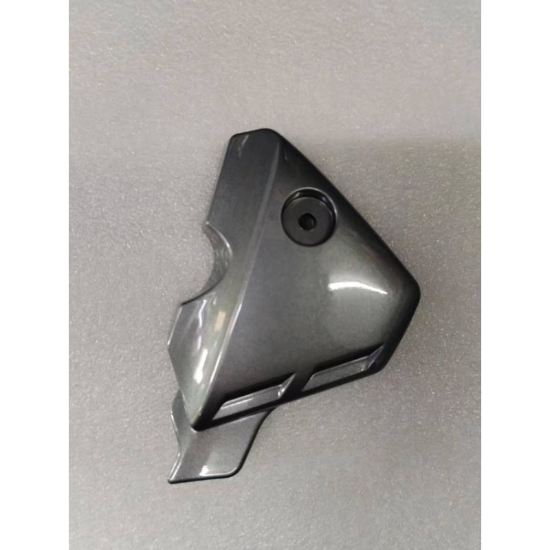 SMALL TRIANGLE ON ENGINE CASING (COVER 4) SPARK 135/ LC V1 NEW ...