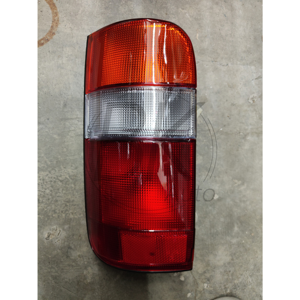 (OEM QUALITY) TOYOTA HIACE LH112 LH113 1993 TAIL LAMP / LAMPU BELAKANG | Shopee Malaysia